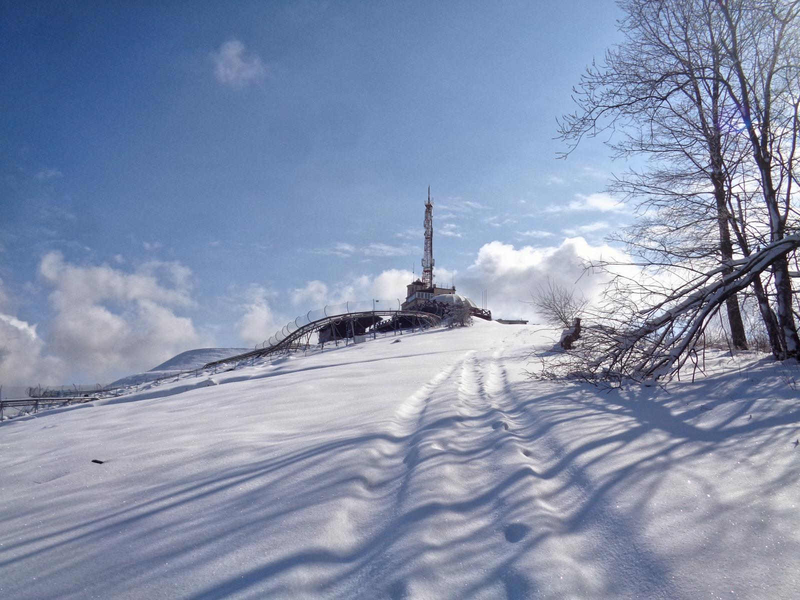 Góra żar i Kiczera – wejście zimą – ProjektyPrzygodowe